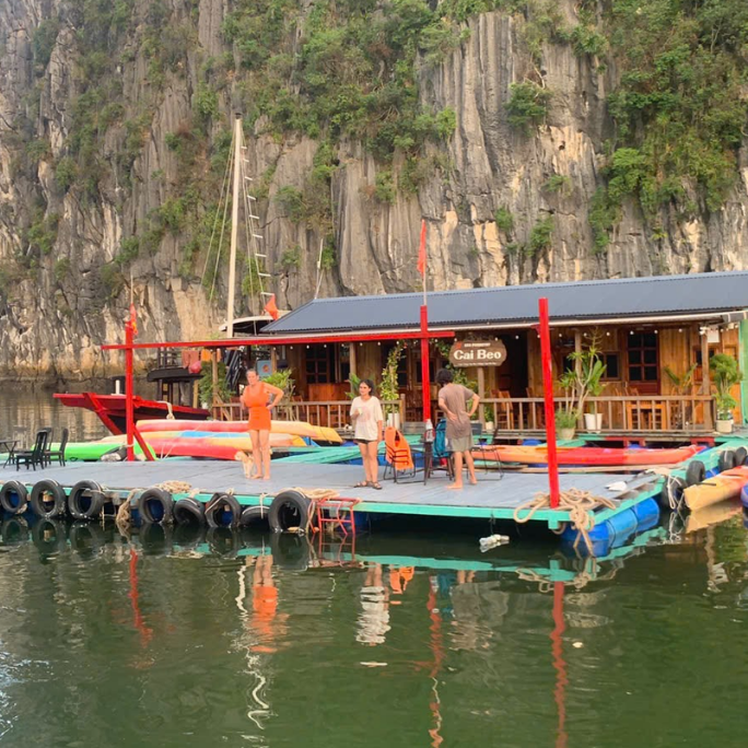 DWS & Plankton Kayaking – Overnight Floating Experience